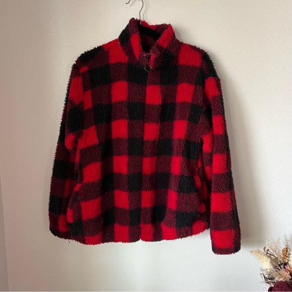 Arizona Jean Company | Jackets & Coats | Black And Red Checkered Fuzzy ...